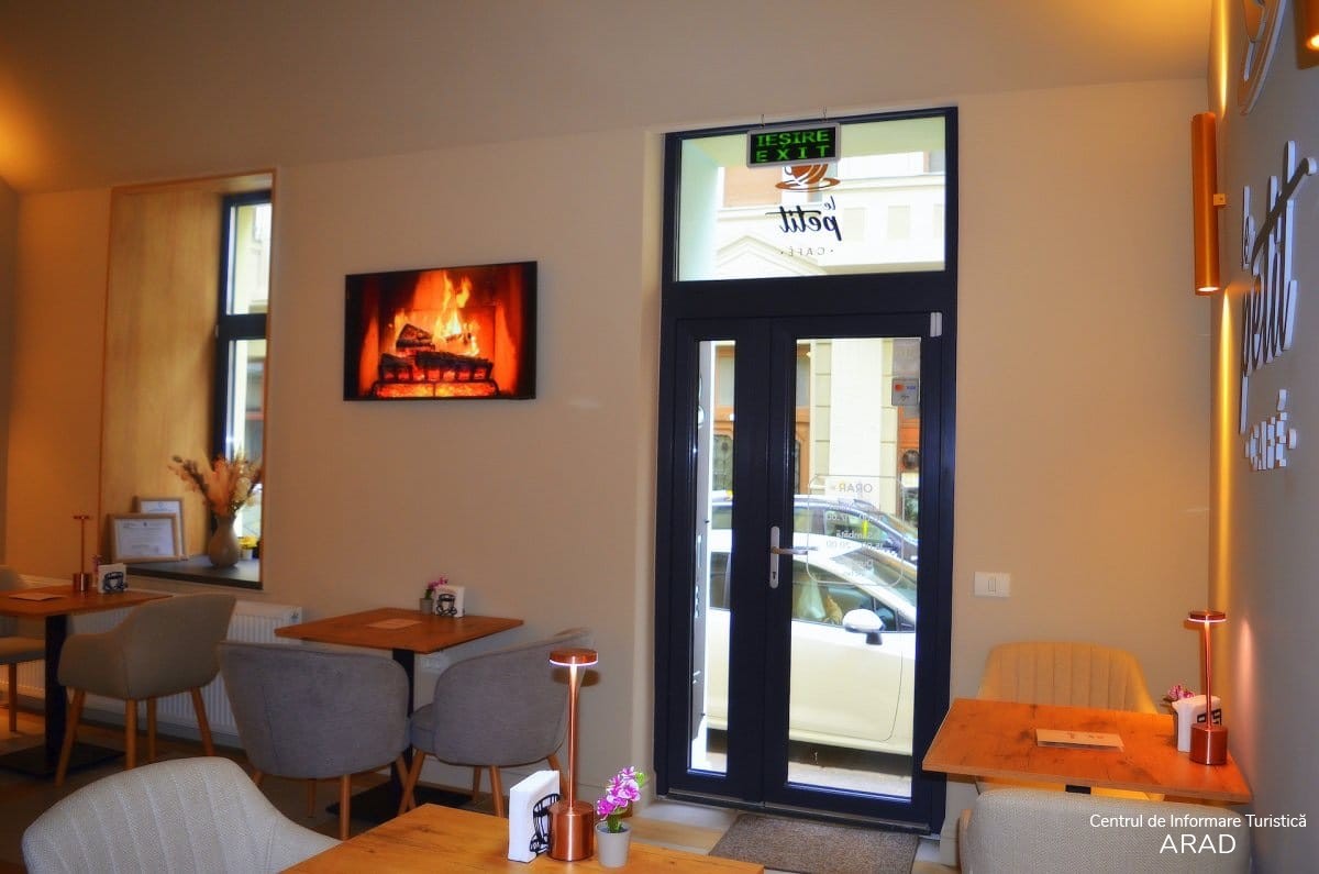 Le Petit Café | CNIPT Arad